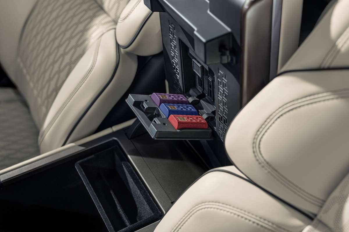 Lincoln Unveils its Expanded Digital Scent Collection for the 2024 ...